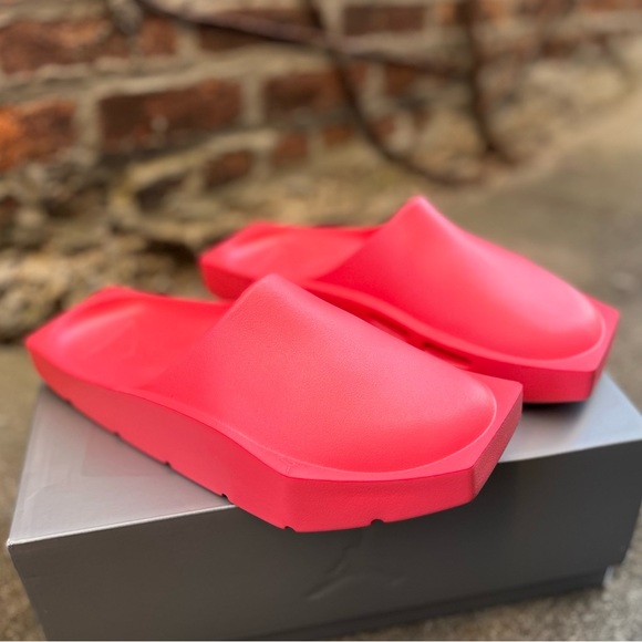 Jordan | Shoes | New Womens Nike Jordan Hex Mule Slides Sea Coral Pink ...